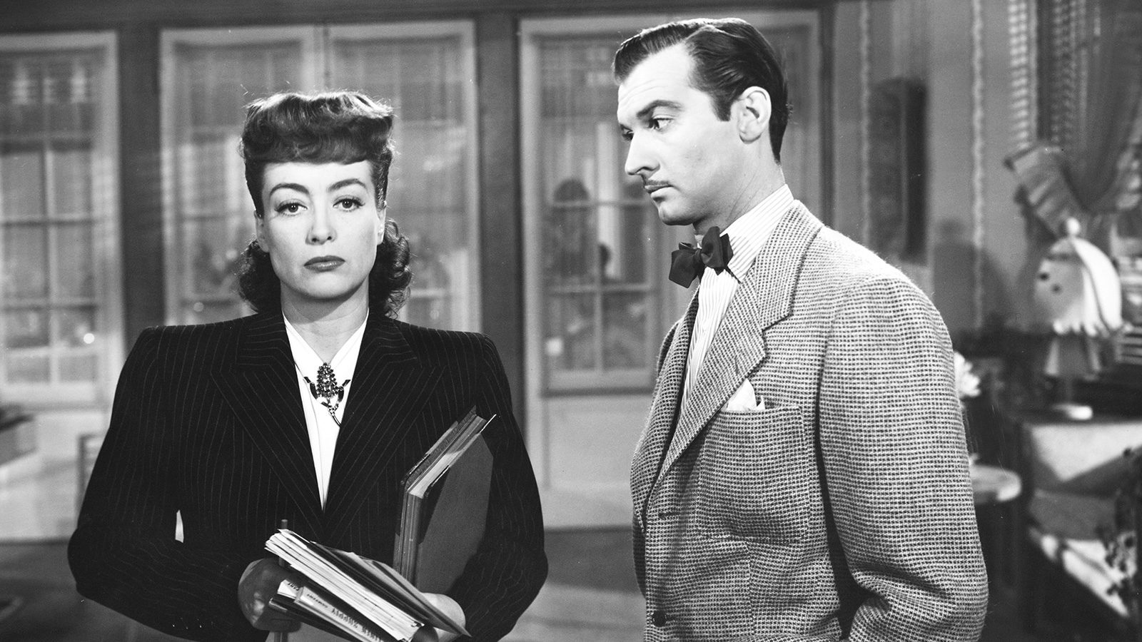 CLASSIC MOVIE REVIEW: MILDRED PIERCE (1945) – Little Movie Reviews